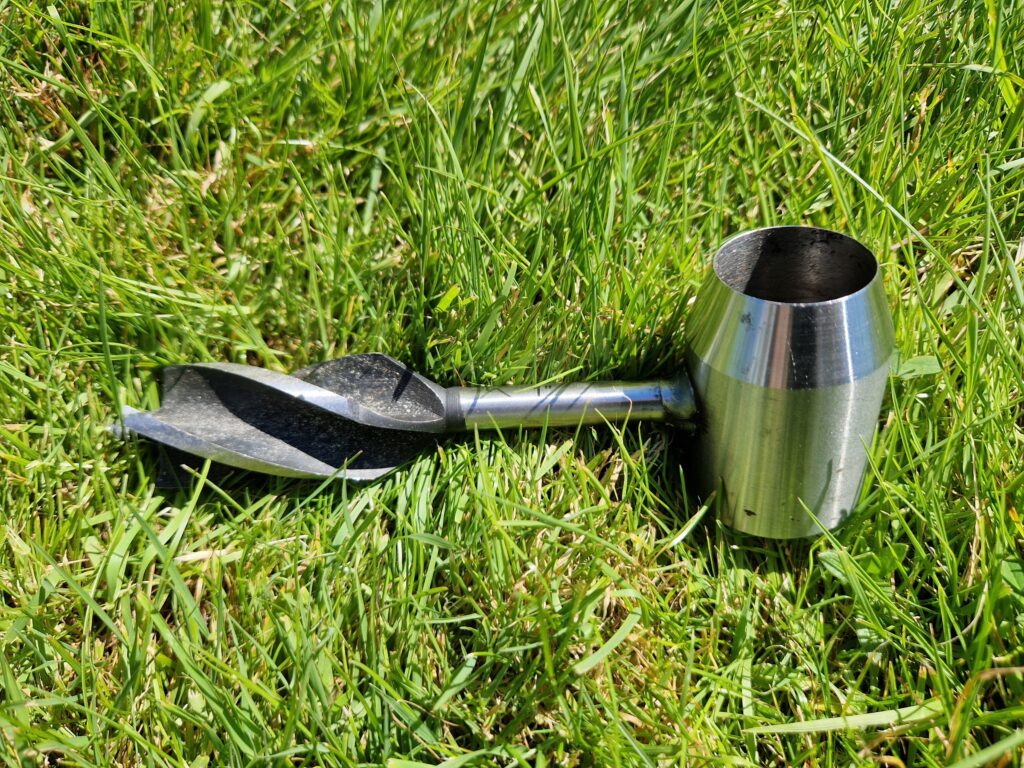 Vridbor med dyvel jern